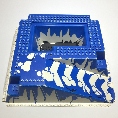 LEGO PART 2552pr0001 Baseplate Raised 32 x 32 with Ramp and Pit, Ice ...
