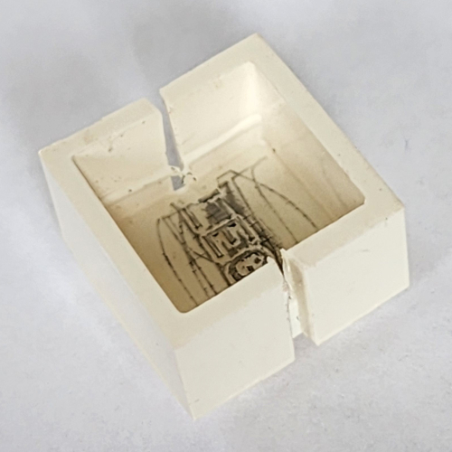 LEGO PART 3003d Brick 2 x 2 without Bottom Tubes, Slotted (with 2 slots ...