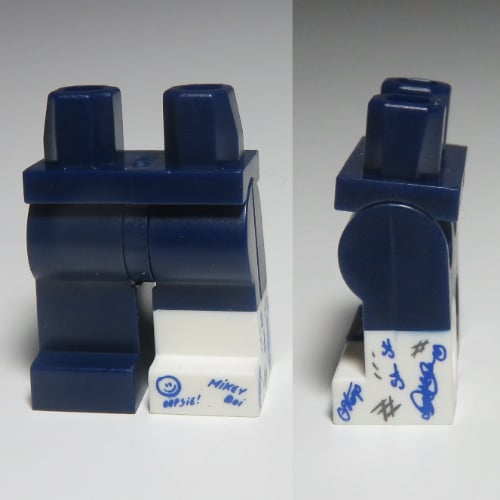 LEGO PART 970d01pr0001 Hips and Dark Blue Legs with One White Boot ...