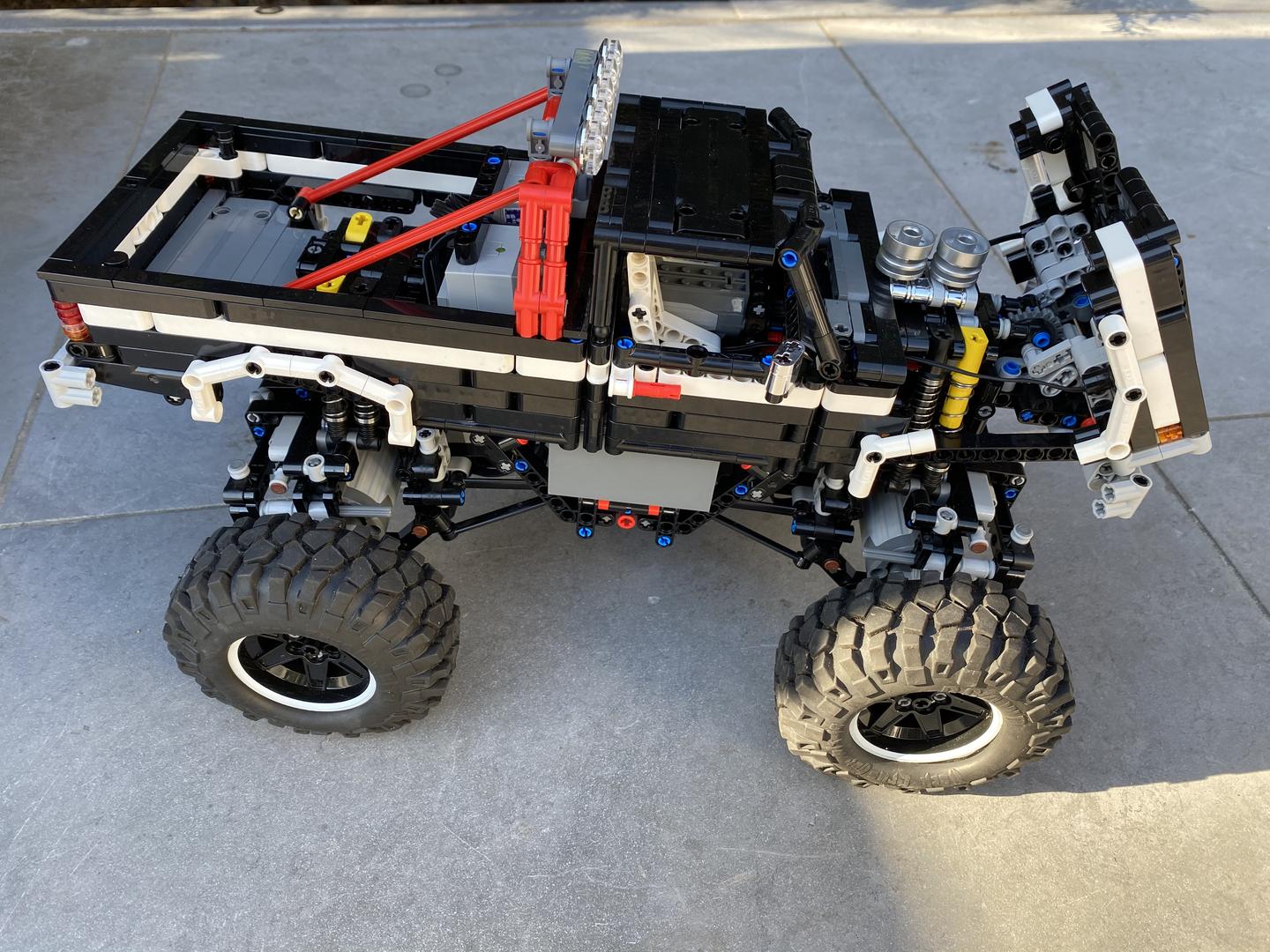 LEGO MOC Vintage Monster Truck by Madoca1977 | Rebrickable - Build with ...