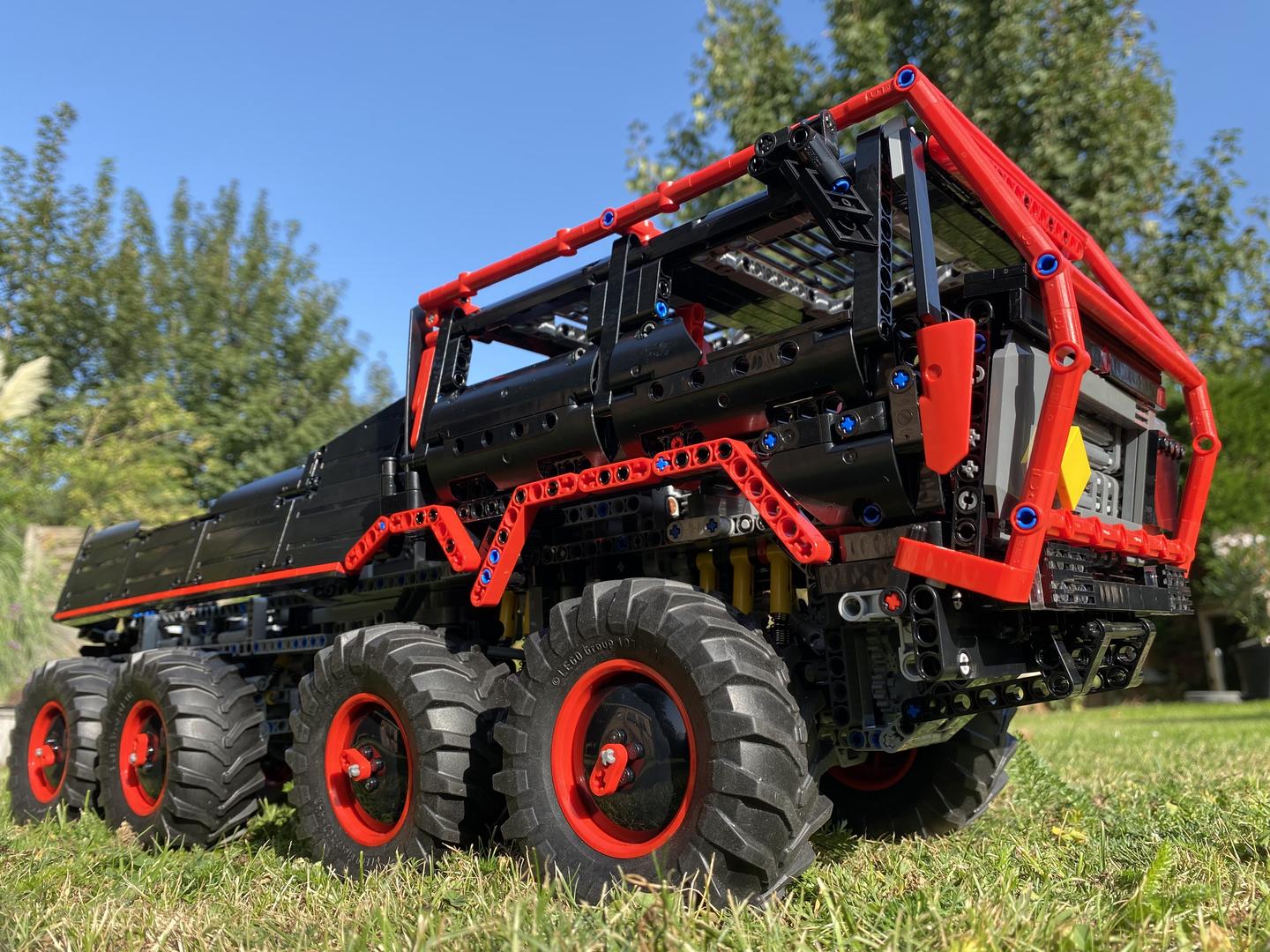 LEGO MOC TATRA T813 KOLOS by MajklSpajkl | Rebrickable - Build with LEGO