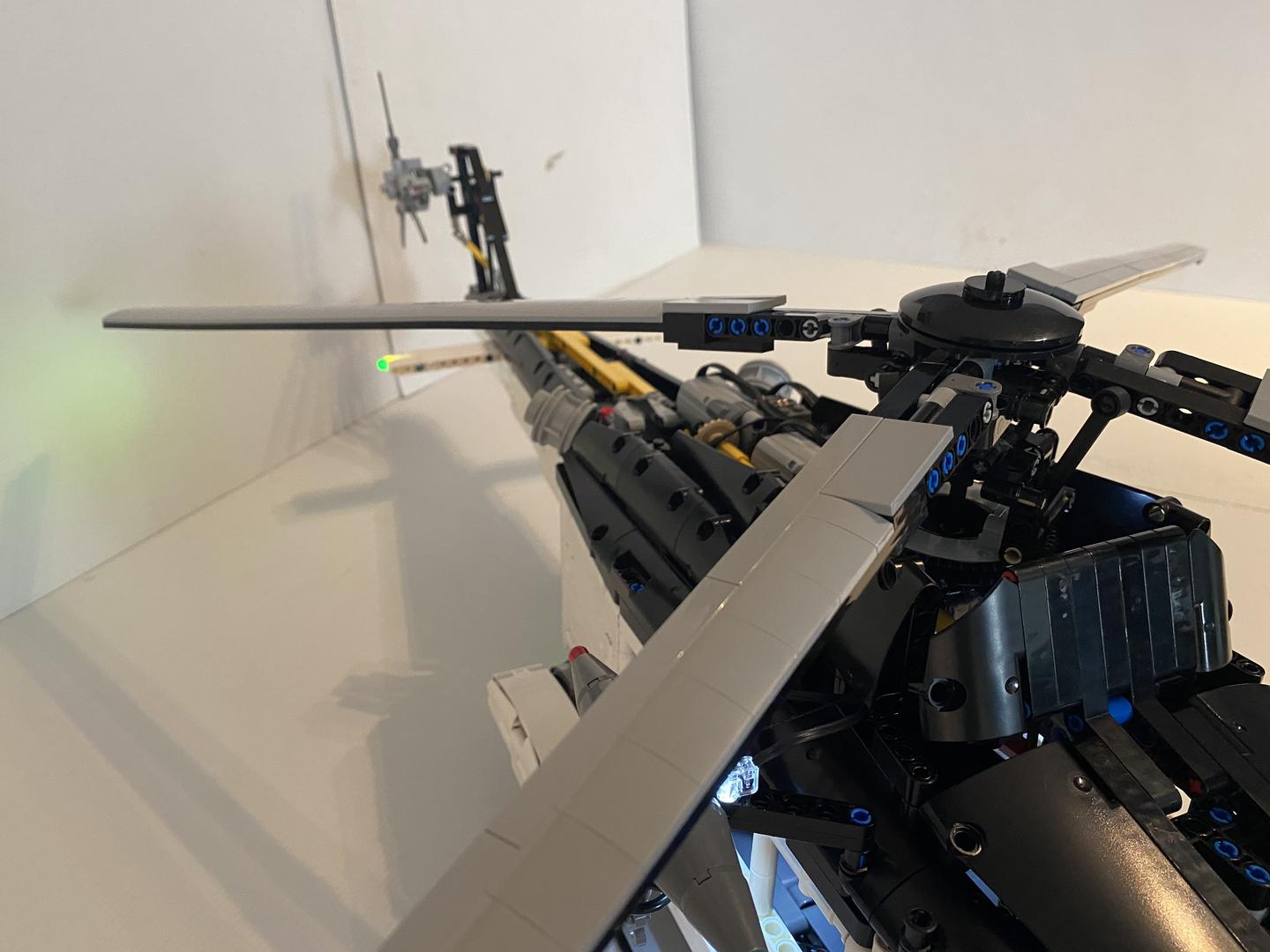 LEGO MOC Large helicopter by Jeroen Ottens | Rebrickable - Build with LEGO