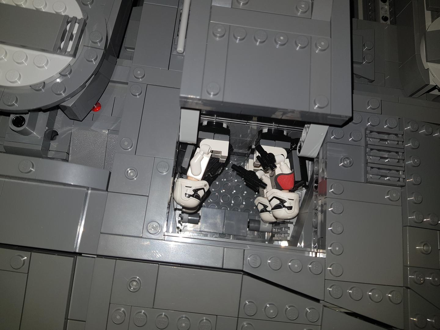 LEGO MOC UCS First Order Heavy Assault Walker AT-M6 by EDGE OF BRICKS ...