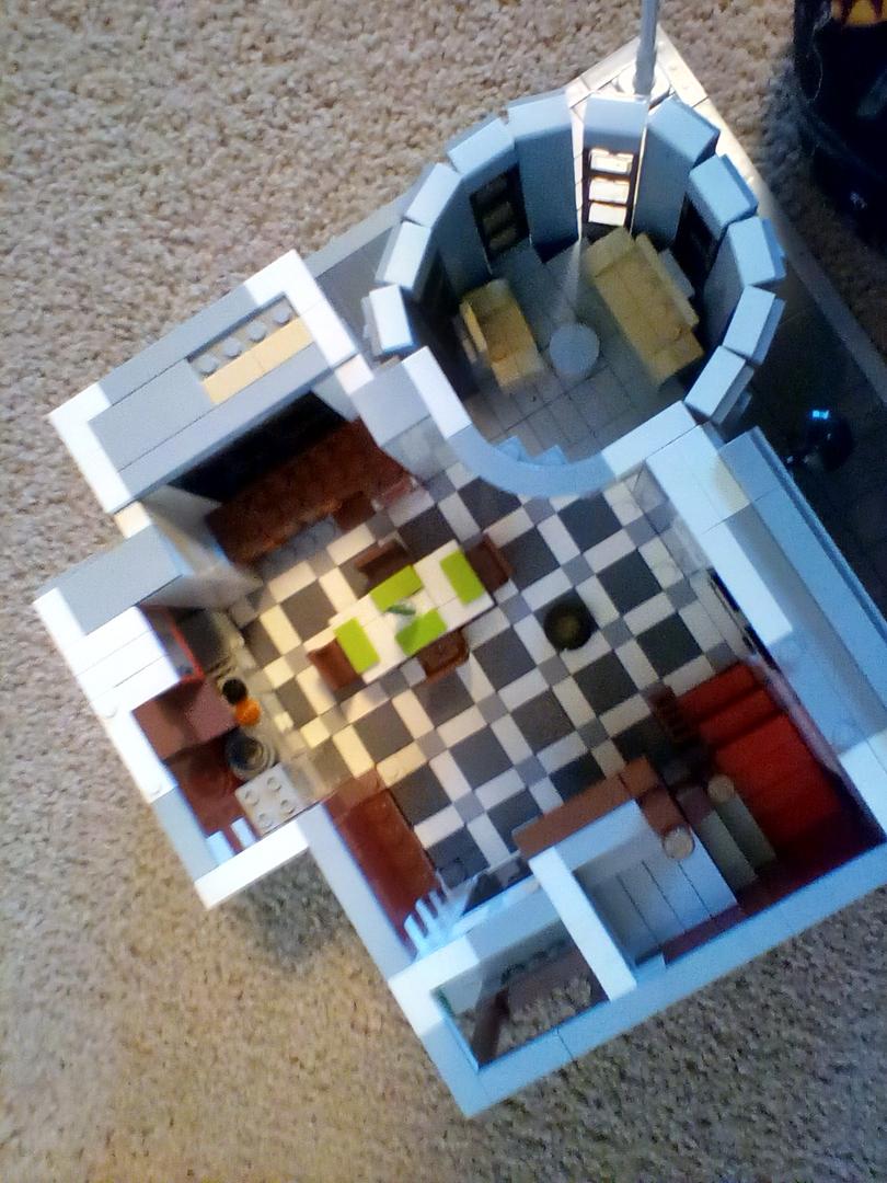 LEGO MOC Corner Mansion Modular by Jhobbs | Rebrickable - Build with LEGO