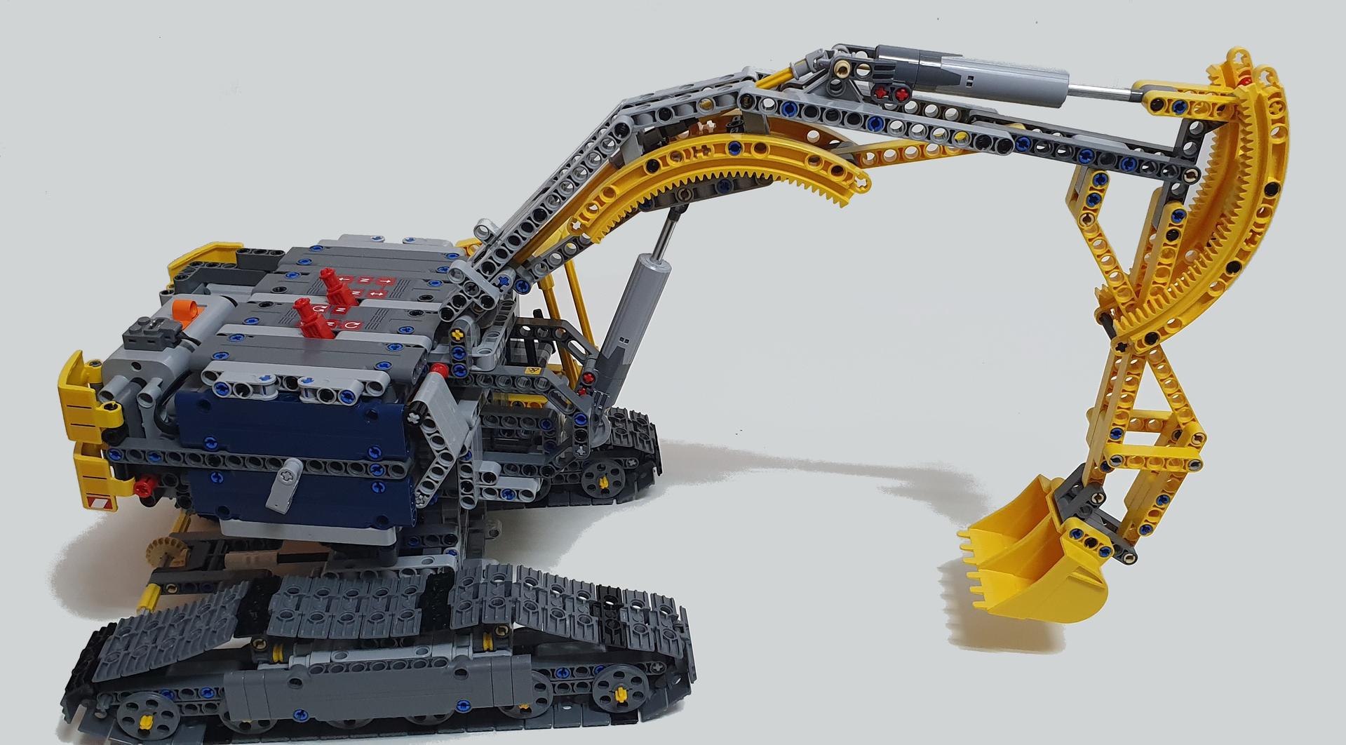 LEGO MOC 42055 C Model: Excavator by CYJB | Rebrickable - Build with LEGO
