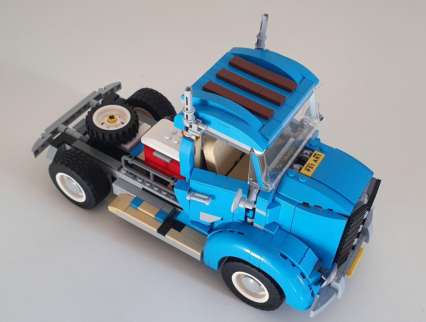 LEGO MOC Vintage Truck by timeremembered | Rebrickable - Build with LEGO