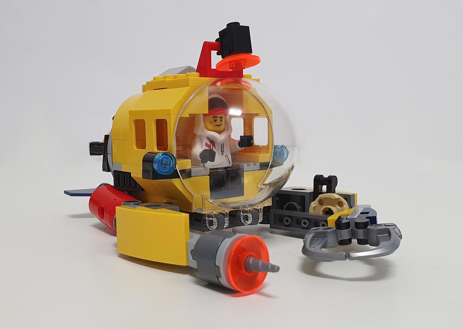 LEGO MOC 31090 Submarine by Nequmodiva | Rebrickable - Build with LEGO