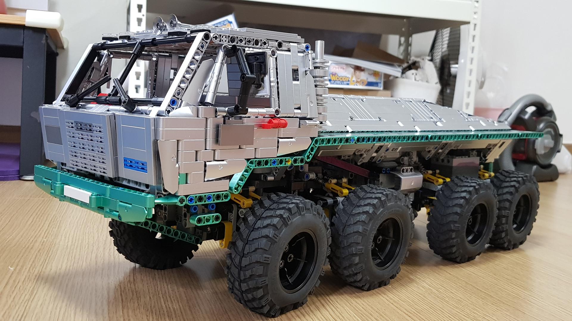 LEGO MOC Tatra T813 8x8 PROFA by Madoca1977 | Rebrickable - Build with LEGO