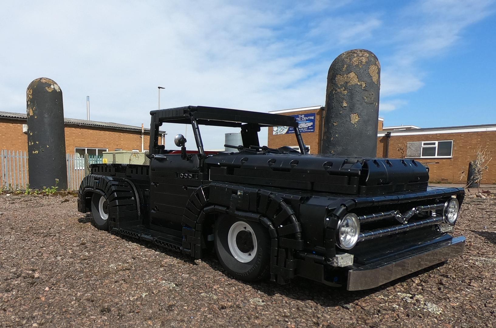 LEGO MOC Ford F100 by Loxlego | Rebrickable - Build with LEGO