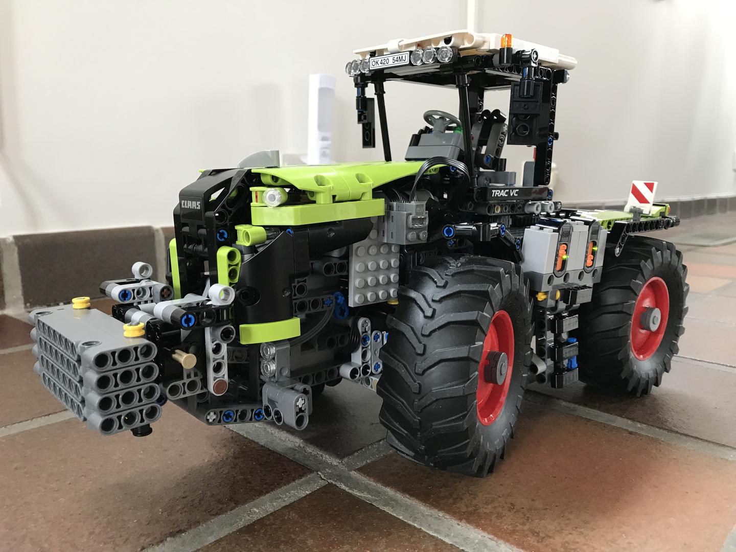 LEGO MOC Another Claas Xerion 5000 Trac VC RC by tstanczyk ...
