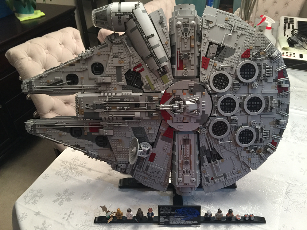 LEGO MOC Efferman's Vertical Stand for Millennium Falcon 75192 by ...