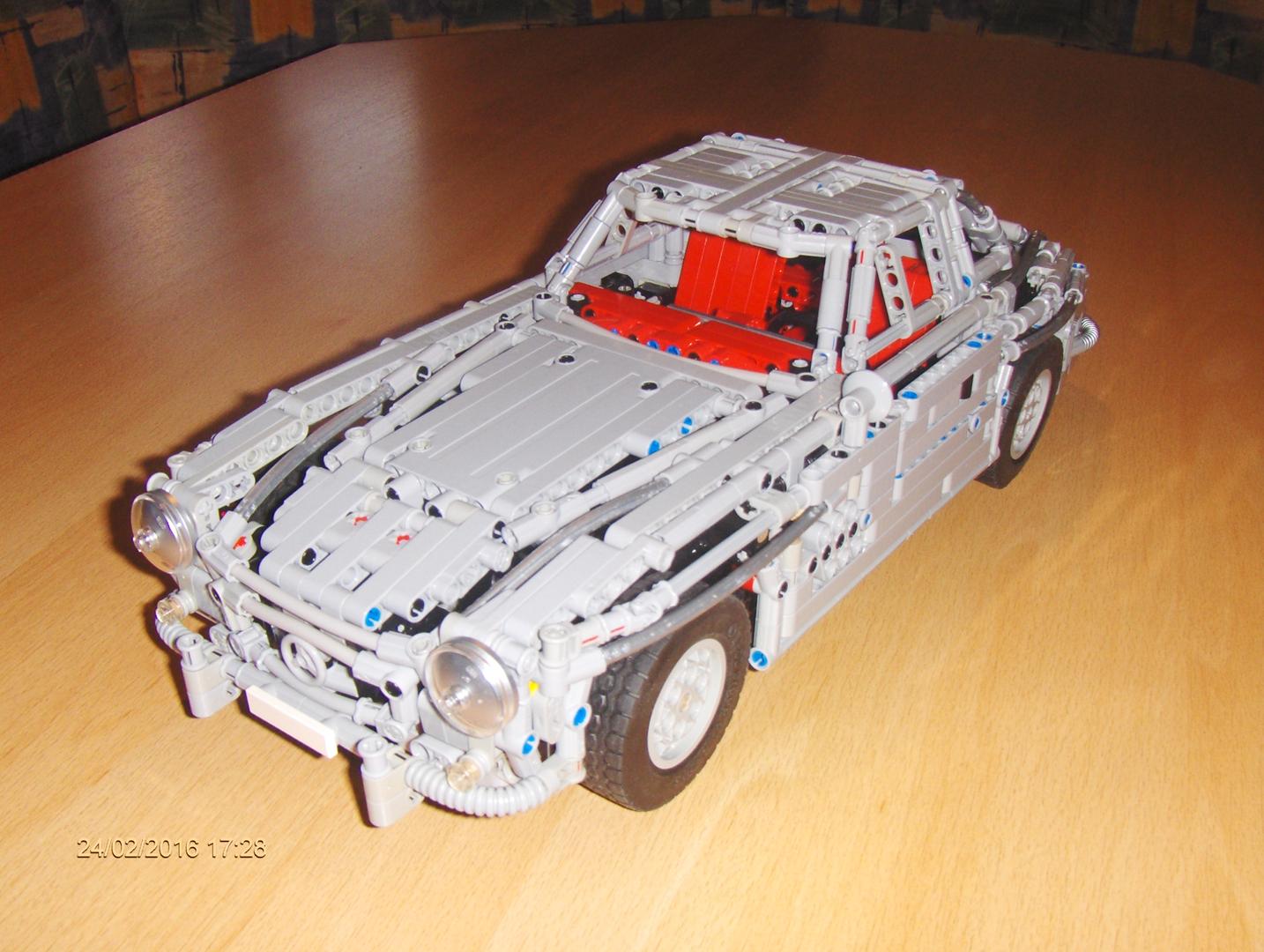 LEGO MOC Mercedes-Benz 300SL '54 Gullwing by Sheepo | Rebrickable ...