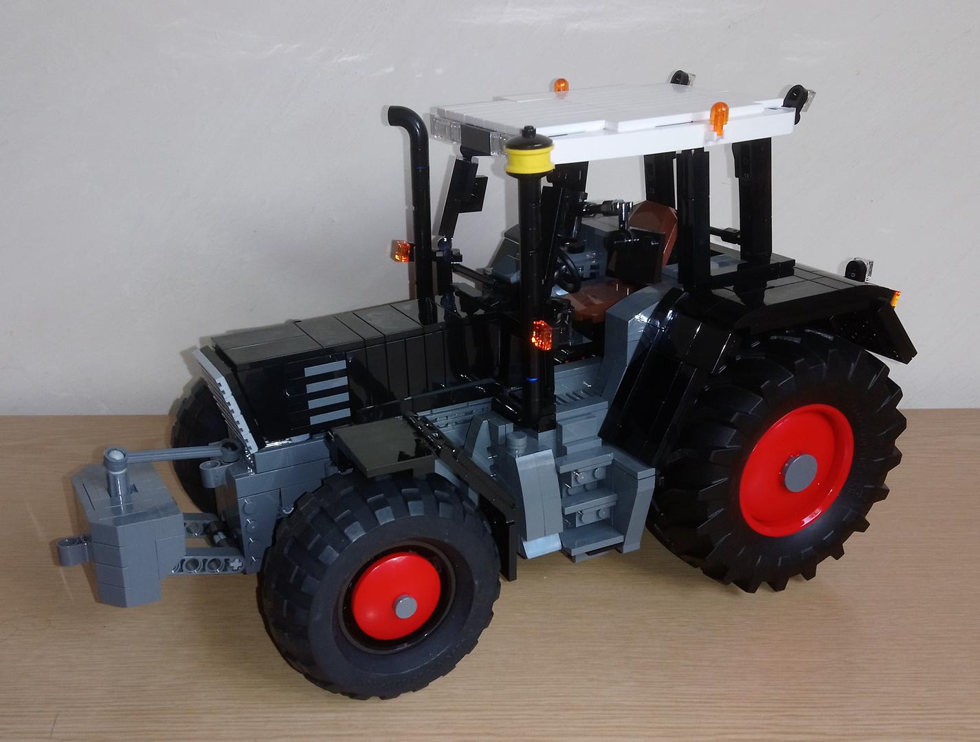 LEGO MOC Fendt Favorit 514C by M_longer | Rebrickable - Build with LEGO