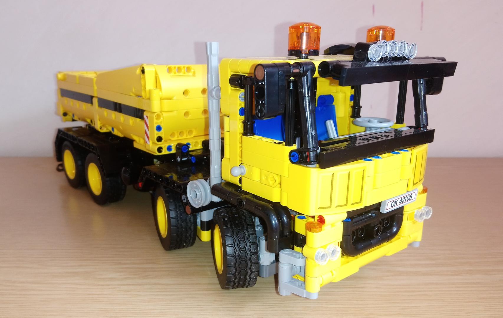 LEGO MOC 42108 Roll-off Truck by M_longer | Rebrickable - Build with LEGO