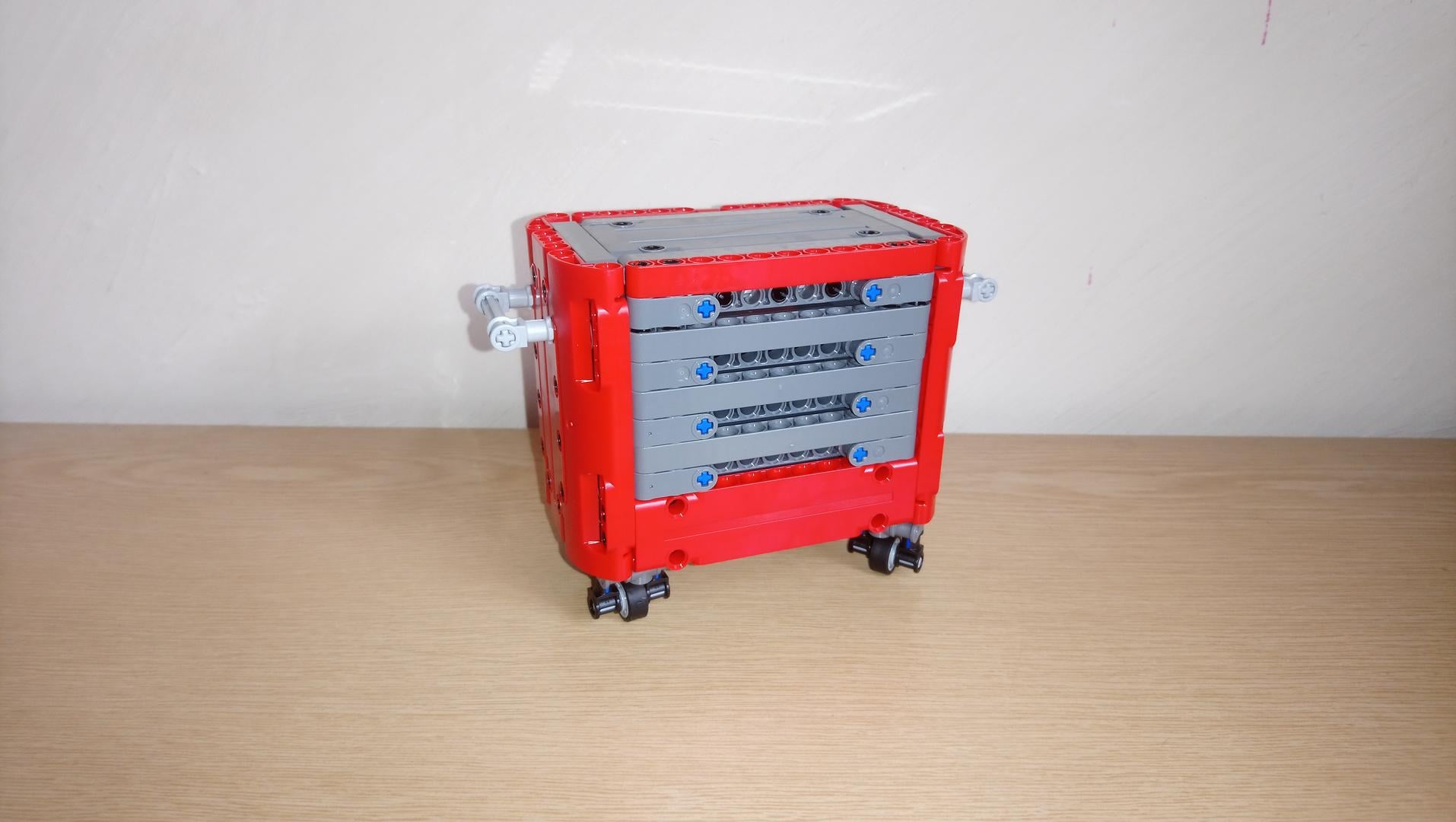 LEGO MOC Tool Trolley by Lucioswitch81 | Rebrickable - Build with LEGO