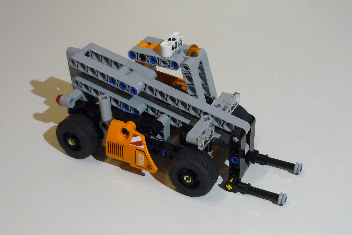 LEGO MOC 42060 Telehandler by BrickMan7 | Rebrickable - Build with LEGO
