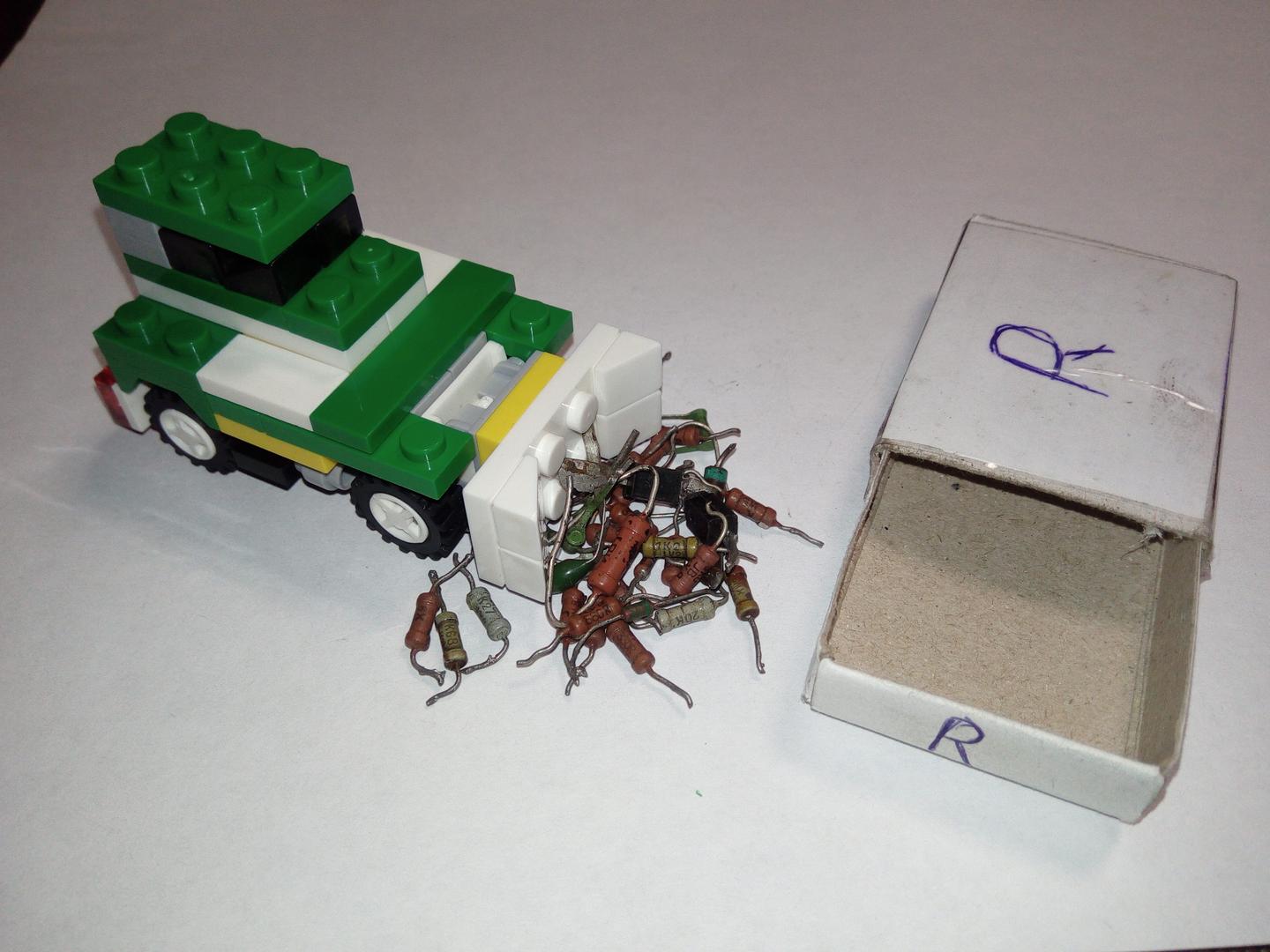 LEGO MOC-2242 6910 Bulldozer (Creator 2014) | Rebrickable - Build with LEGO