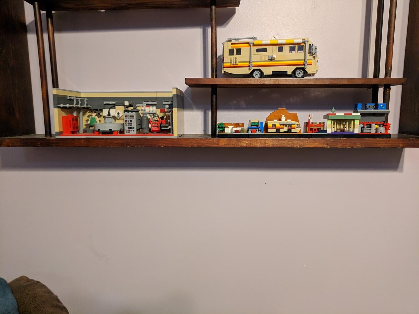 LEGO MOC Breaking Bad Skyline Architecture by MOMAtteo79 | Rebrickable ...