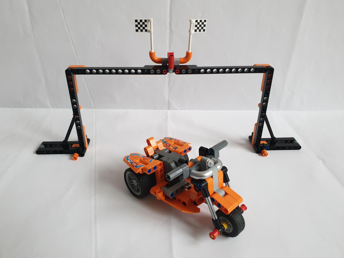 LEGO MOC-35790 42104 Chopper Trike (Technic 2020) | Rebrickable - Build ...