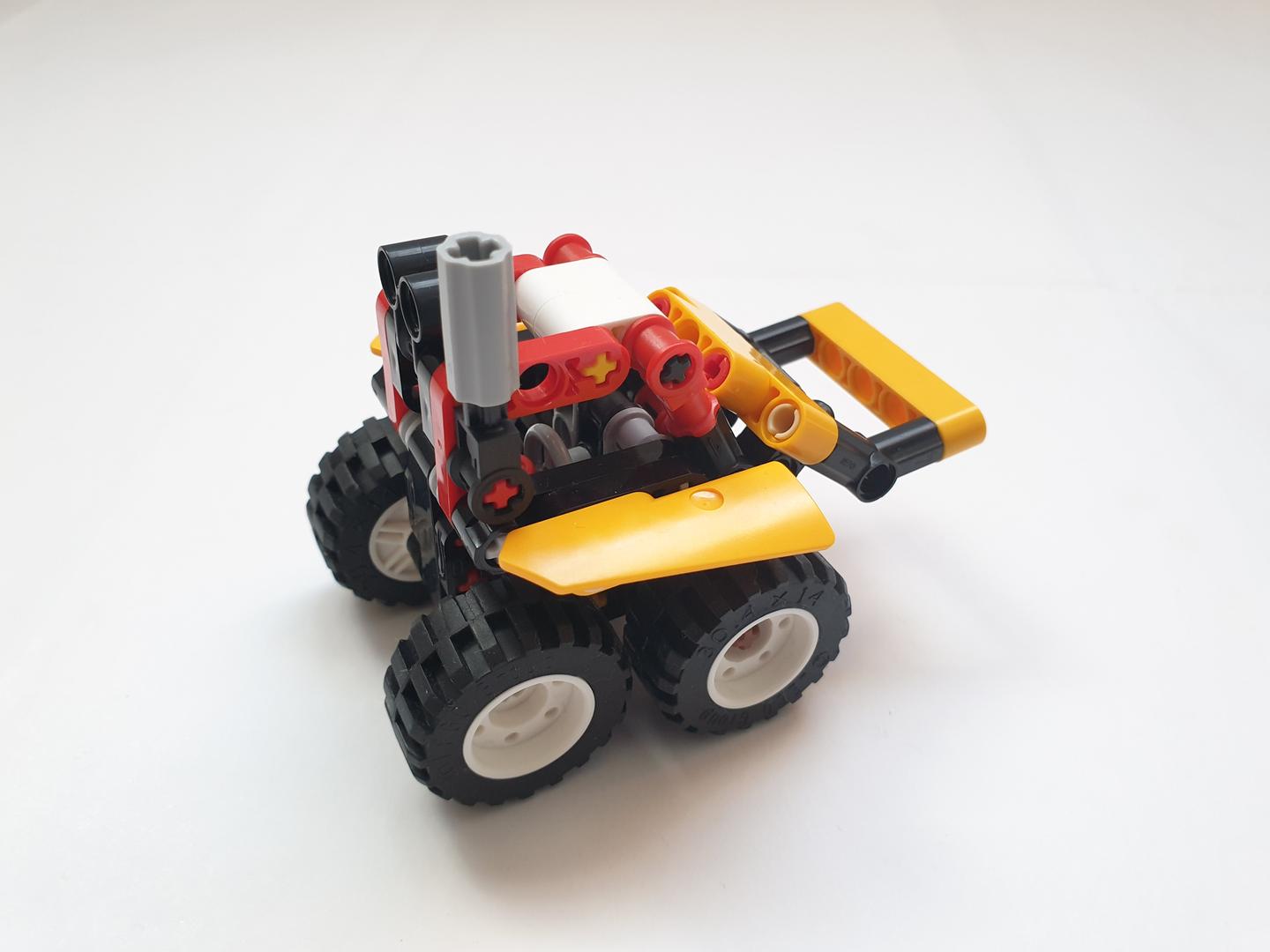 LEGO MOC 42101 Bobcat by Keep On Bricking | Rebrickable - Build with LEGO