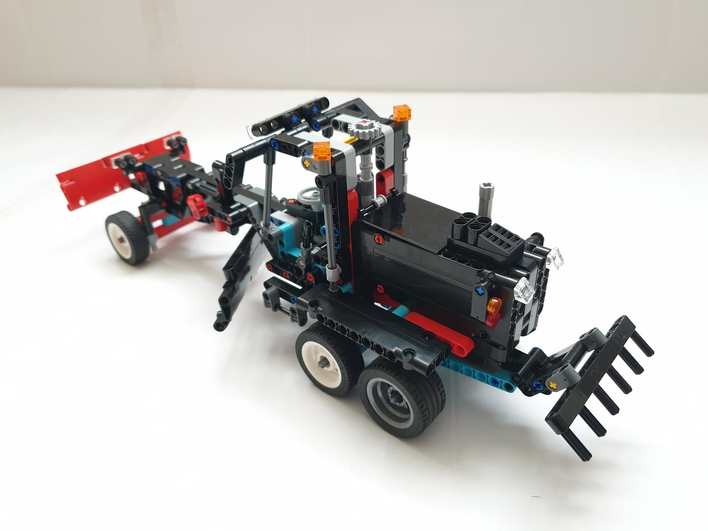 LEGO MOC 42106 Road Grader by M_longer | Rebrickable - Build with LEGO