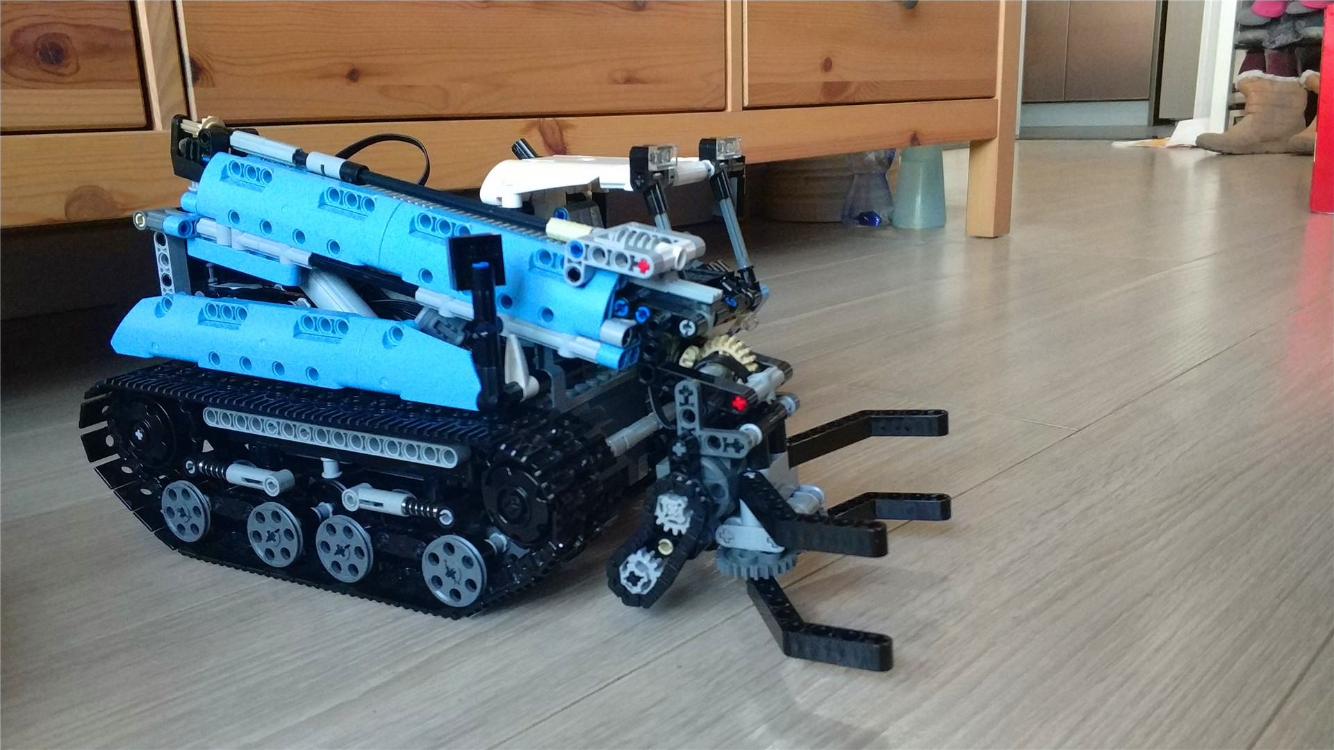 LEGO MOC Crawler Grabber by Nico71 | Rebrickable - Build with LEGO