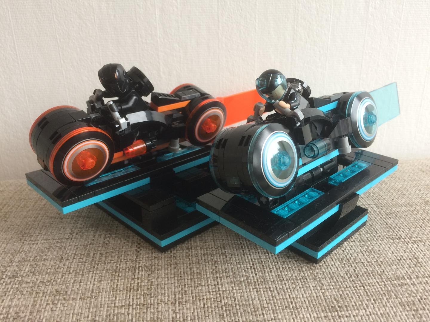 LEGO MOC Light Cycle Action Stand by JKBrickworks | Rebrickable - Build ...