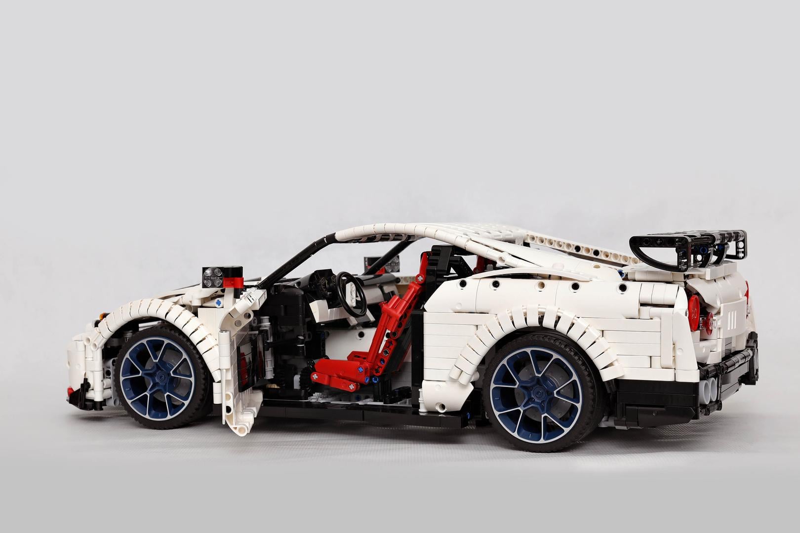 LEGO MOC Nissan GT-R by Loxlego | Rebrickable - Build with LEGO