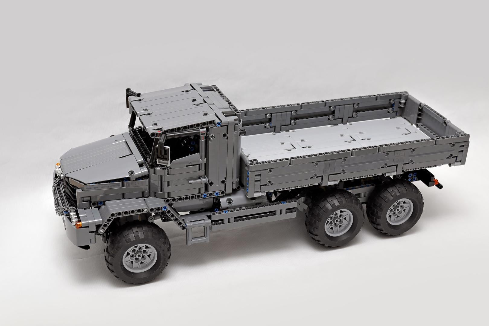 LEGO MOC 6x6 Offroad Truck by Superkoala | Rebrickable - Build with LEGO