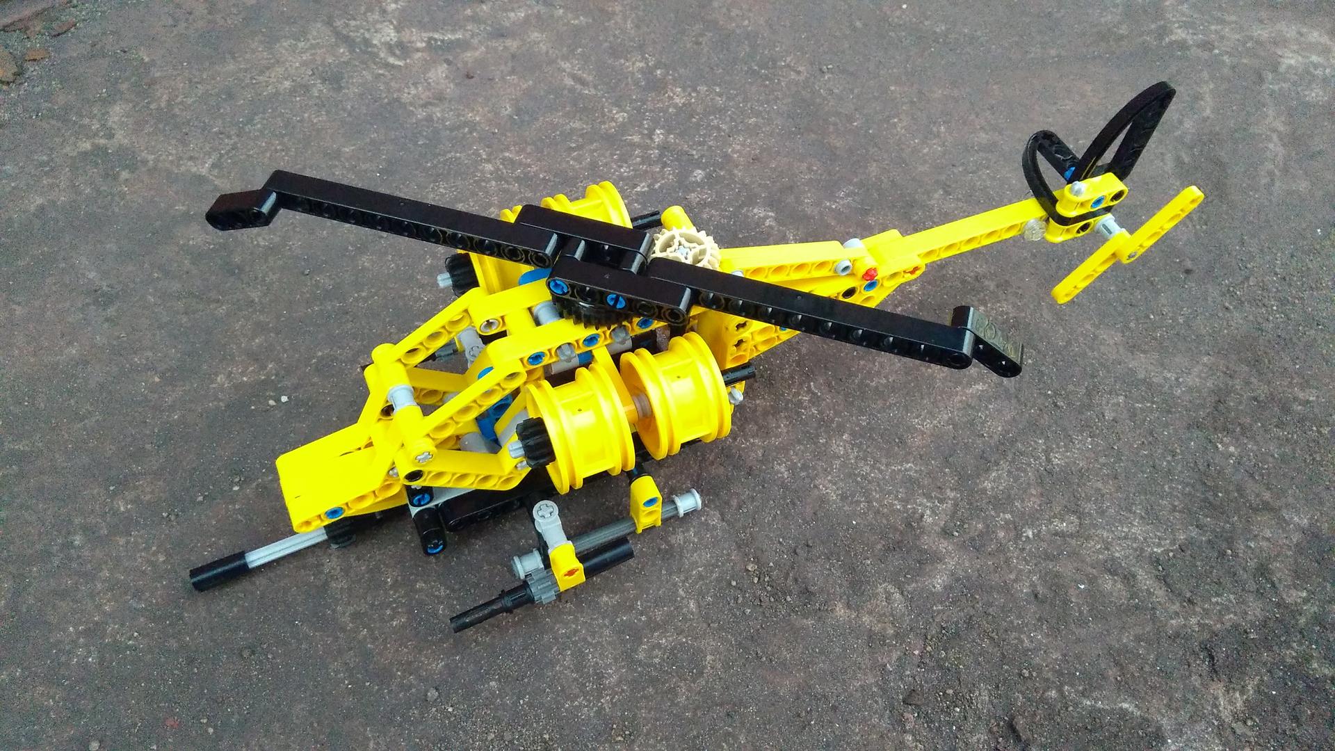 LEGO MOC Assault helicopter by Tech-nick | Rebrickable - Build with LEGO