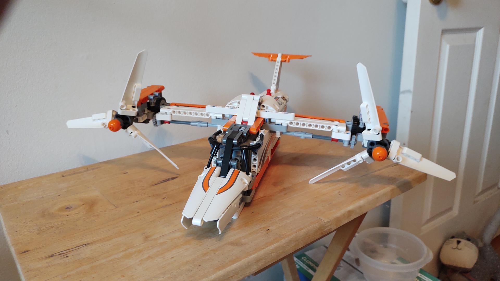 LEGO MOC TILT ROTOR AW609 by KeisukeOmori | Rebrickable - Build with LEGO