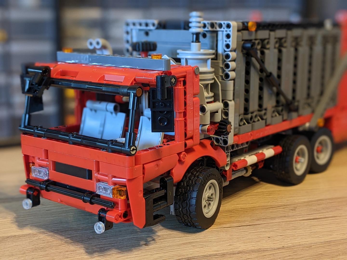 LEGO MOC 42098 C model - Garbage Truck by Dyens Creations | Rebrickable ...