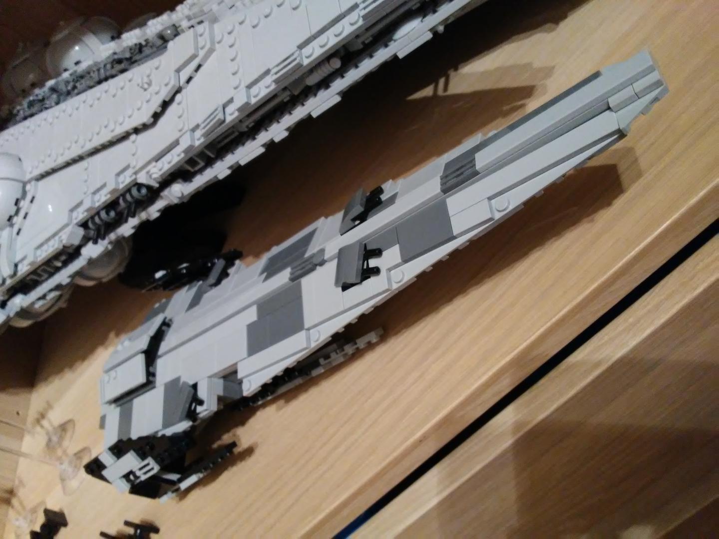 LEGO MOC Raider Corvette (aka Corvus) 1:400 Scale by DarthDesigner ...