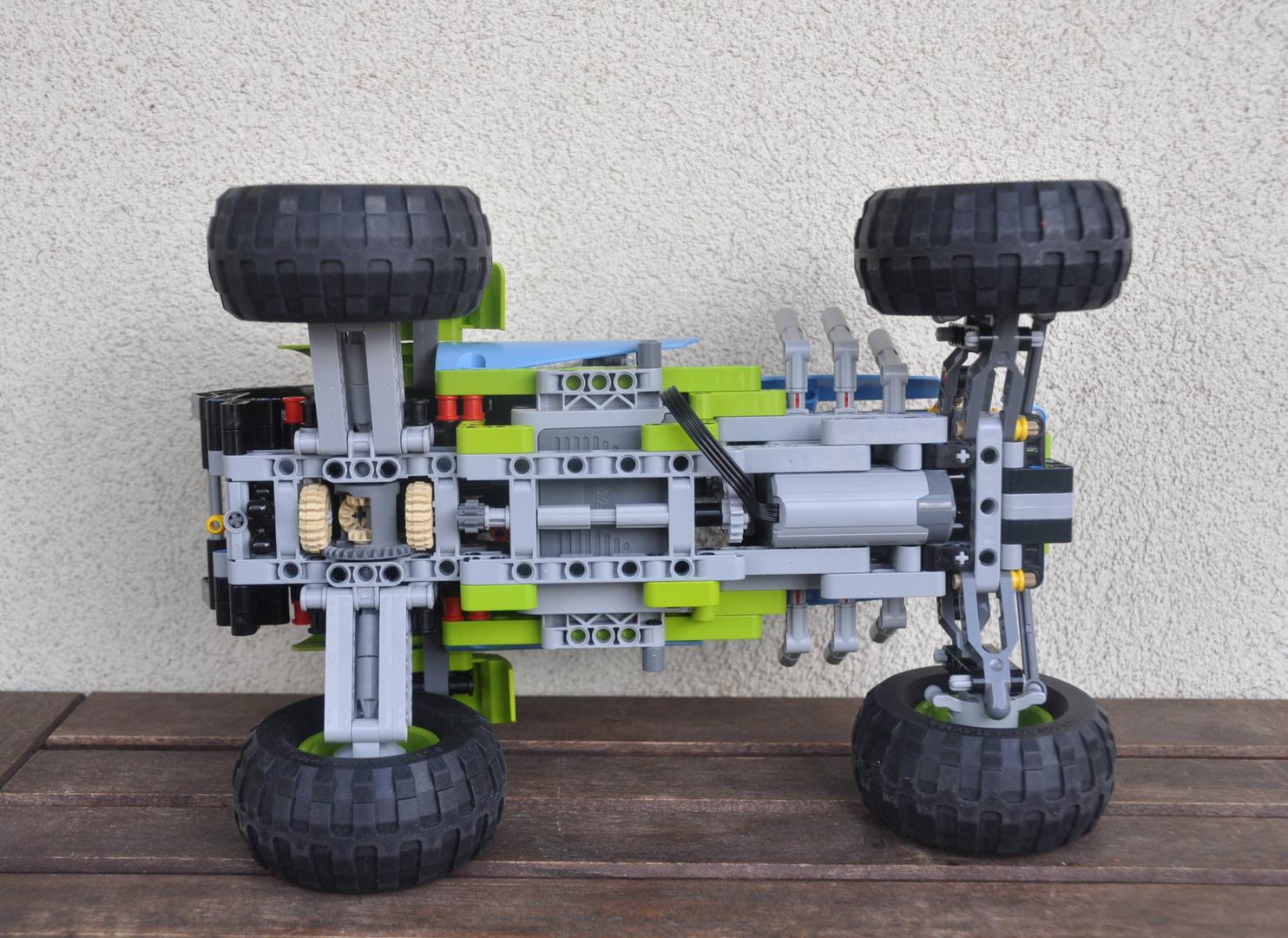 LEGO MOC Motorized Formula Off-Roader by dagupa | Rebrickable - Build ...