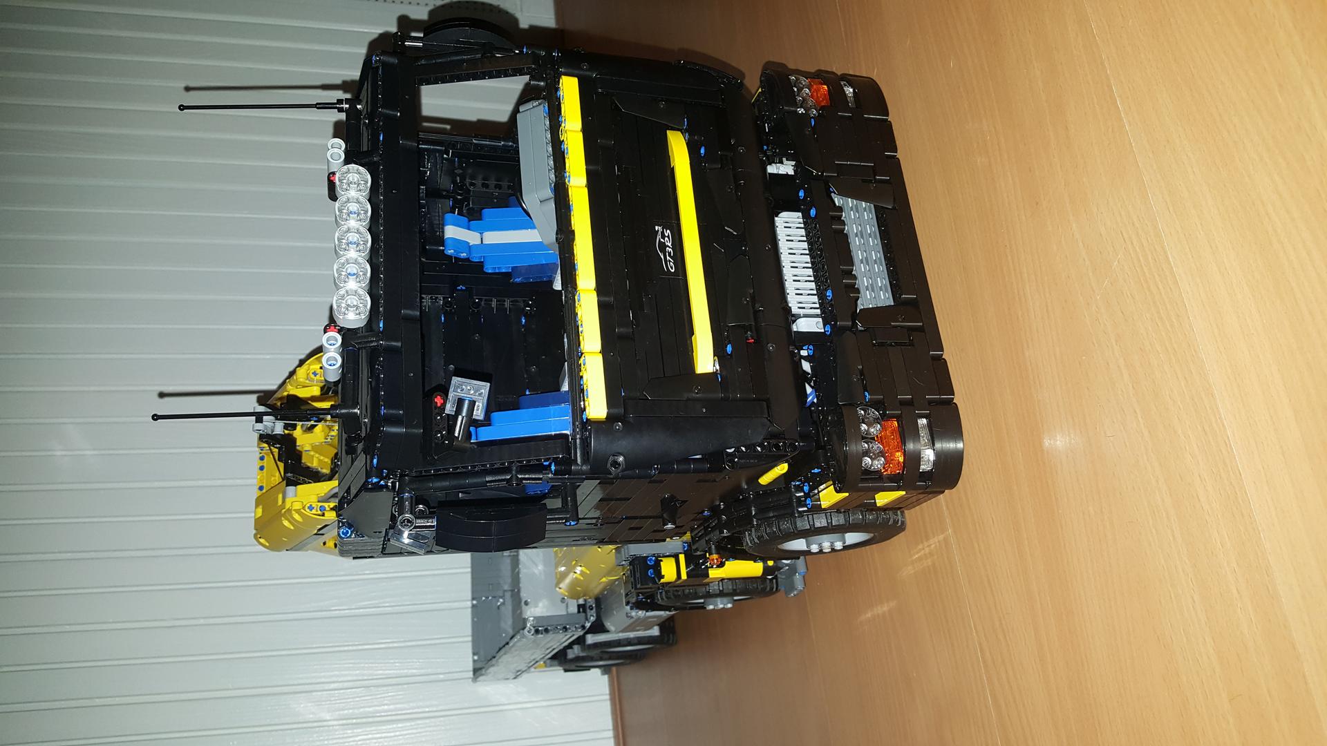 LEGO MOC Crane Truck by Lucioswitch81 | Rebrickable - Build with LEGO