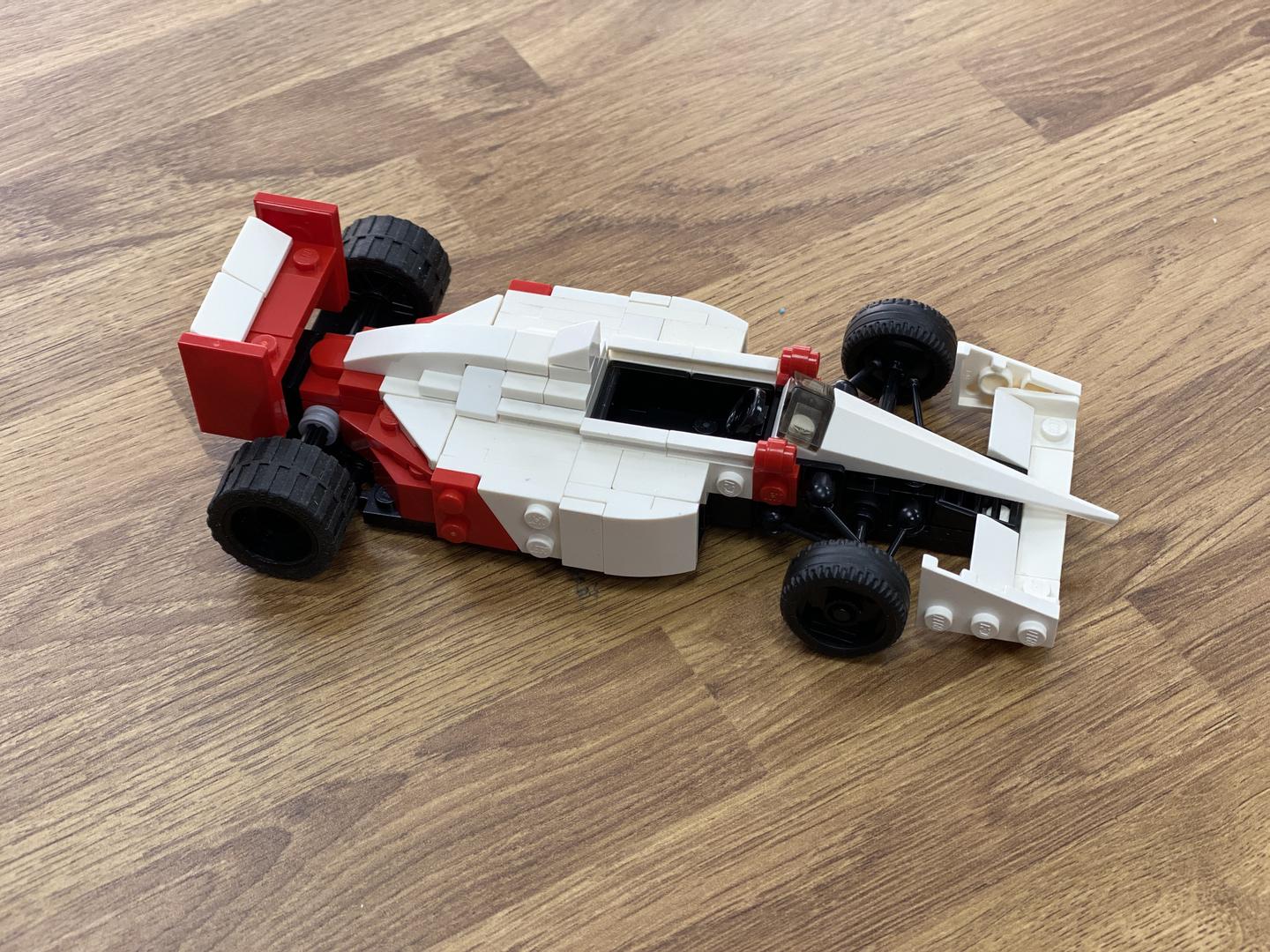 LEGO MOC McLaren MP4-4 - scale 1:27 by RoscoPC | Rebrickable - Build ...