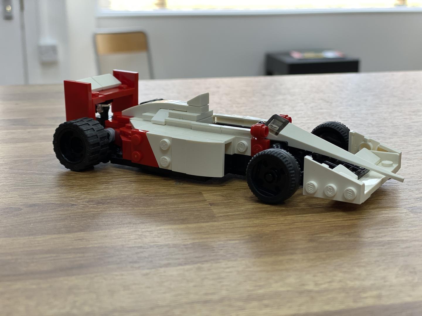 LEGO MOC McLaren MP4-4 - scale 1:27 by RoscoPC | Rebrickable - Build ...