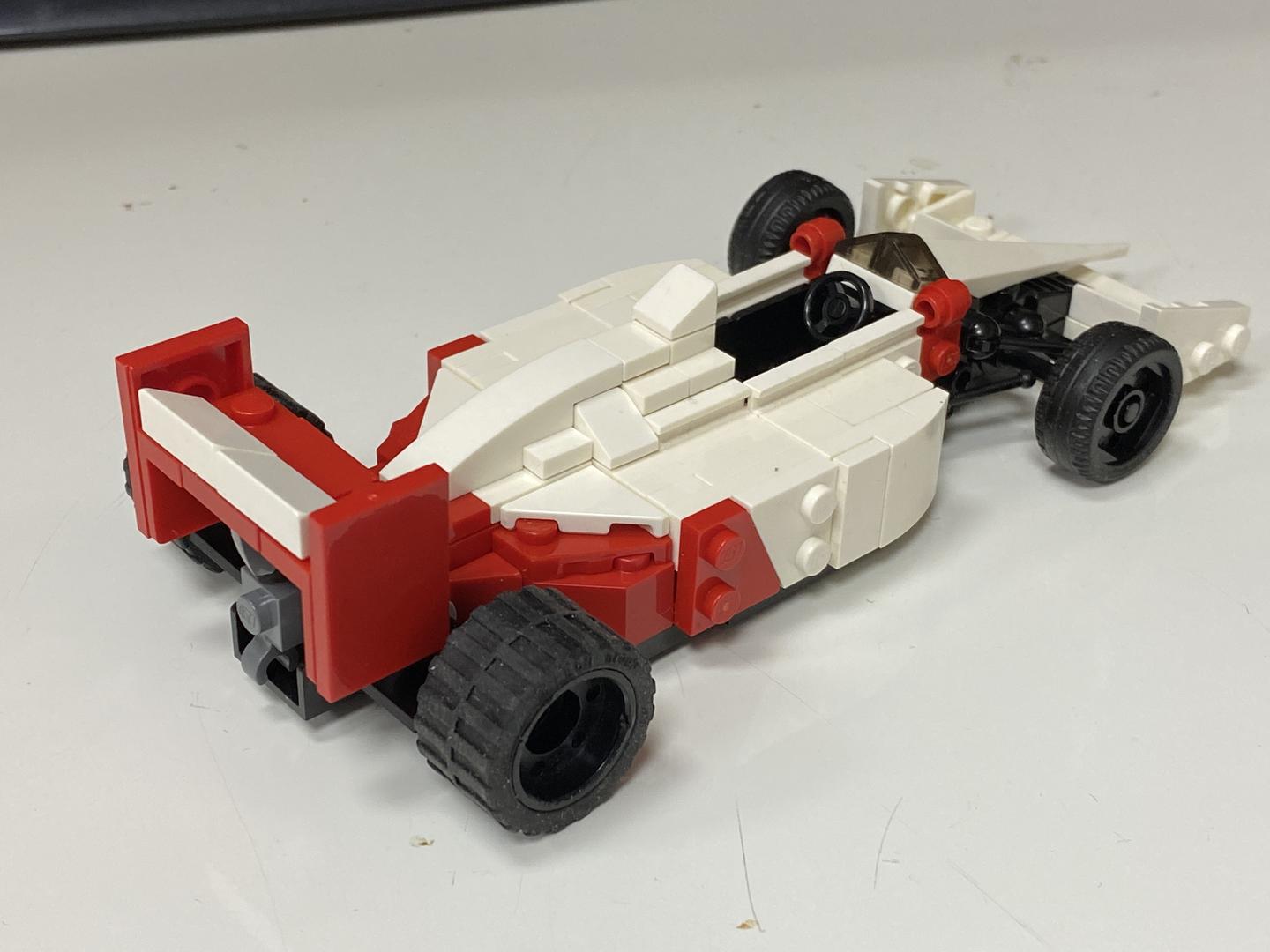 LEGO MOC McLaren MP4-4 - scale 1:27 by RoscoPC | Rebrickable - Build ...