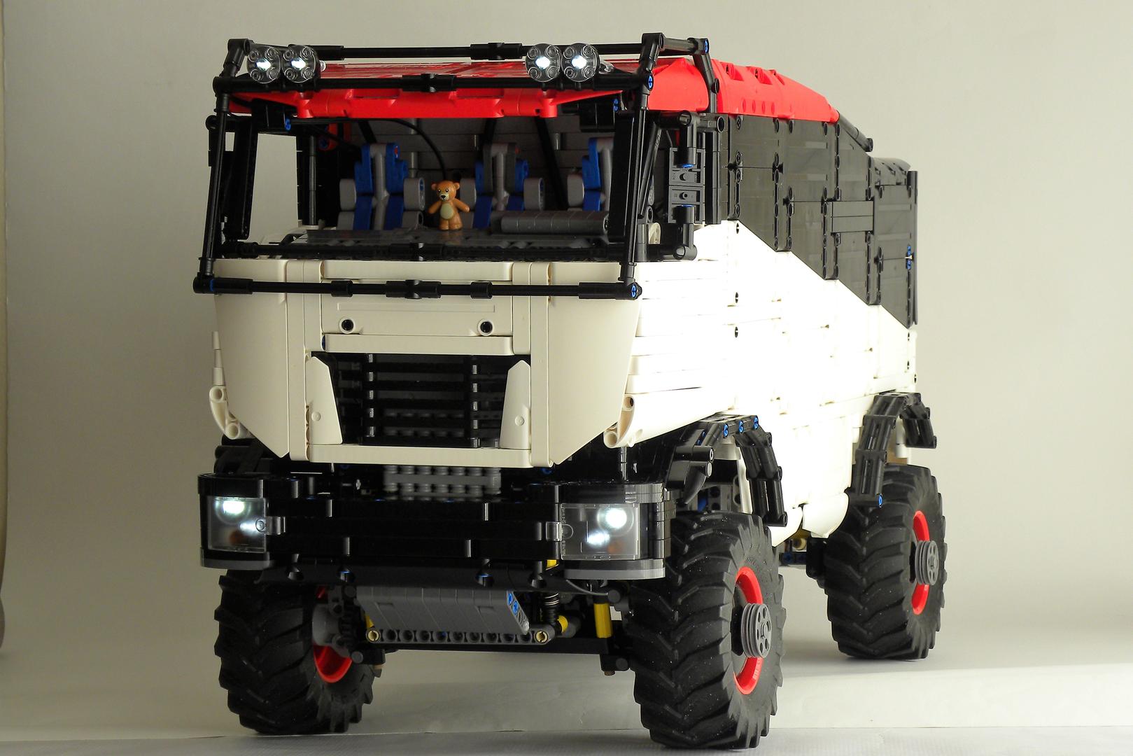 LEGO MOC Dakar Truck by Lucioswitch81 | Rebrickable - Build with LEGO