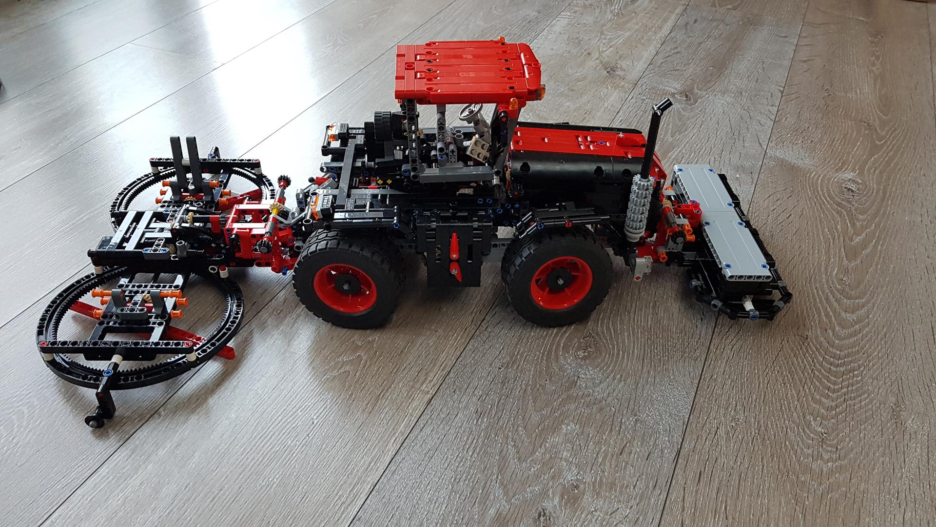 LEGO MOC Claas Xerion 5000 TRAC VC with 8 attachments (42082 c-model ...