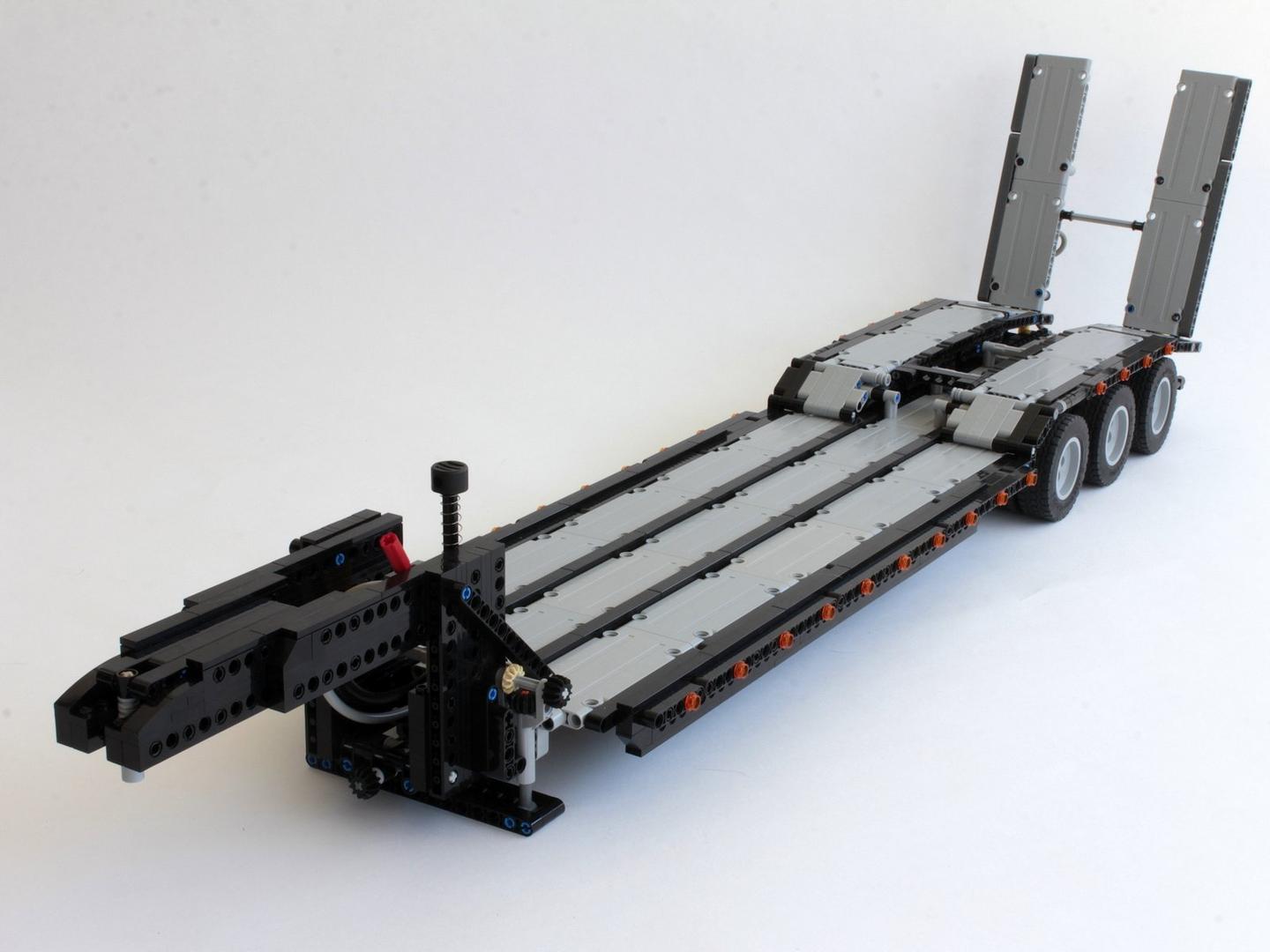 LEGO MOC Low Loader Trailer with Pneumatic Ramps and Preload-System by ...