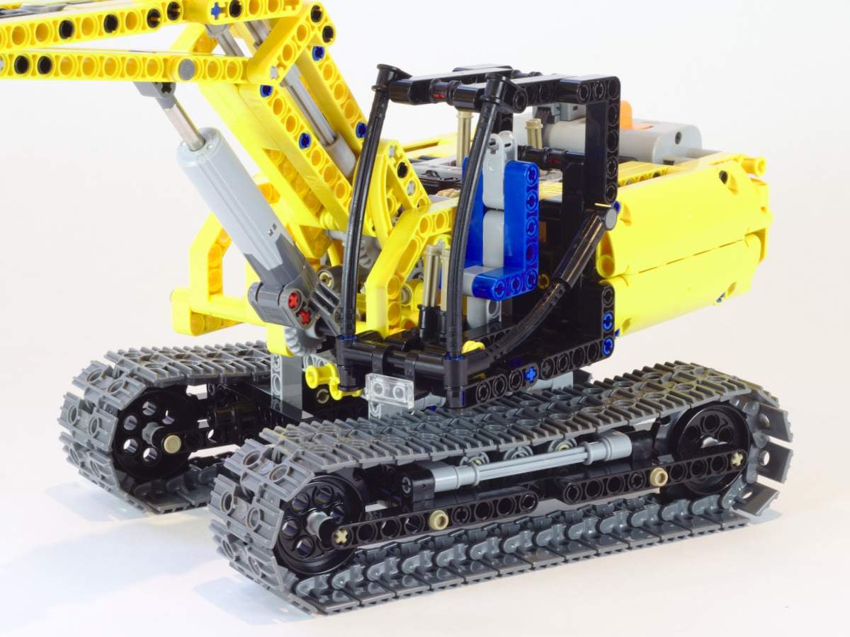 LEGO MOC Motorized Hydraulic Excavator by yannmar | Rebrickable - Build ...