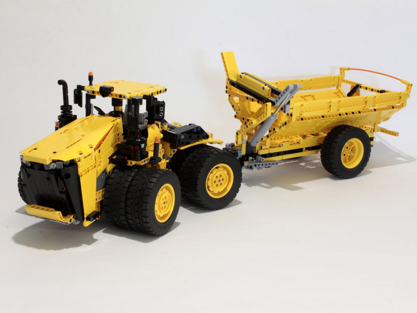 LEGO MOC 42114 C-Model: John Deere 9620 R with grain cart by lars_4444 ...