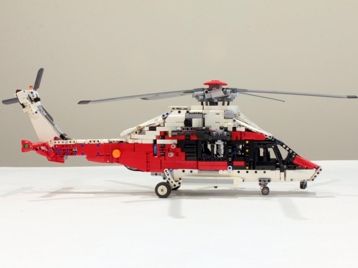 LEGO MOC 42145 Pimp up my Helicopter by jb70 | Rebrickable - Build with ...