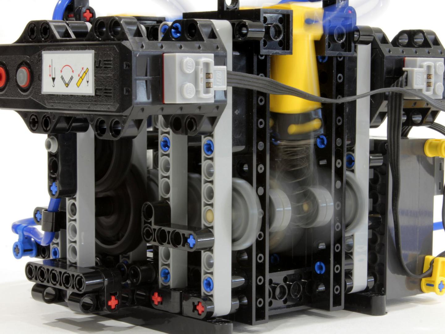 LEGO MOC Stable compressor with high flow rate by legolaus ...
