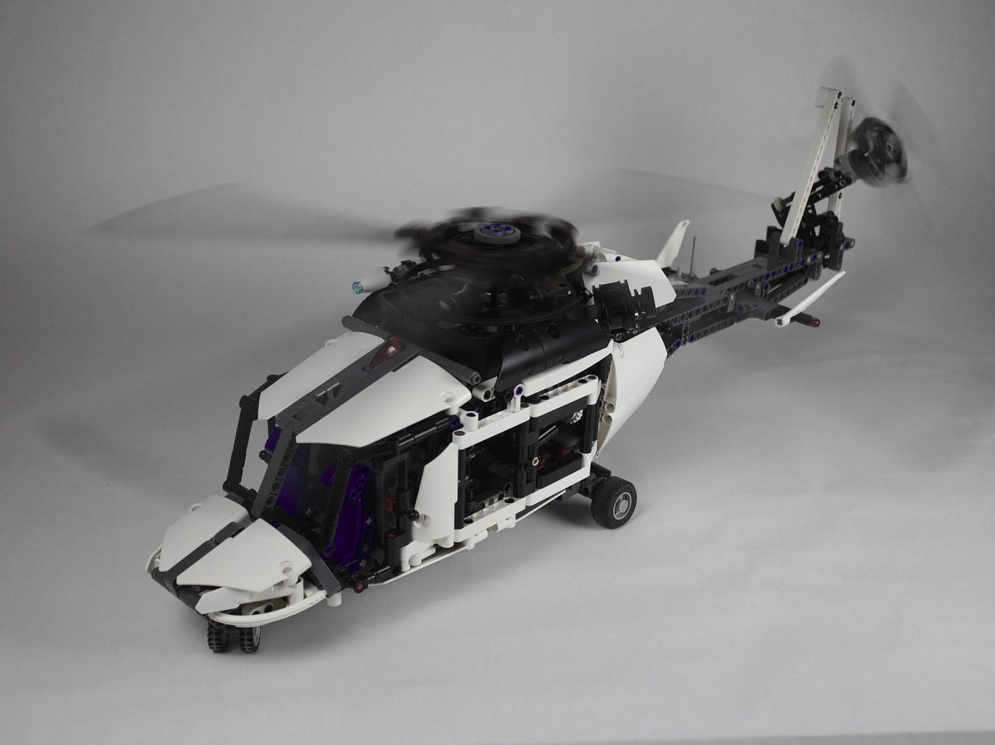LEGO MOC AW 169 Helicopter by Ivan_M | Rebrickable - Build with LEGO
