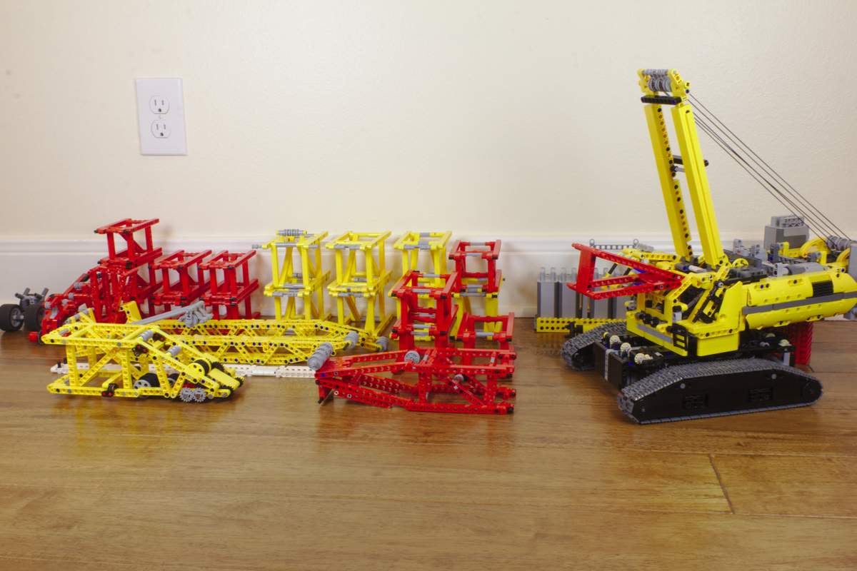 LEGO MOC Liebherr LR 11000 Crawler Crane by OleJka | Rebrickable ...