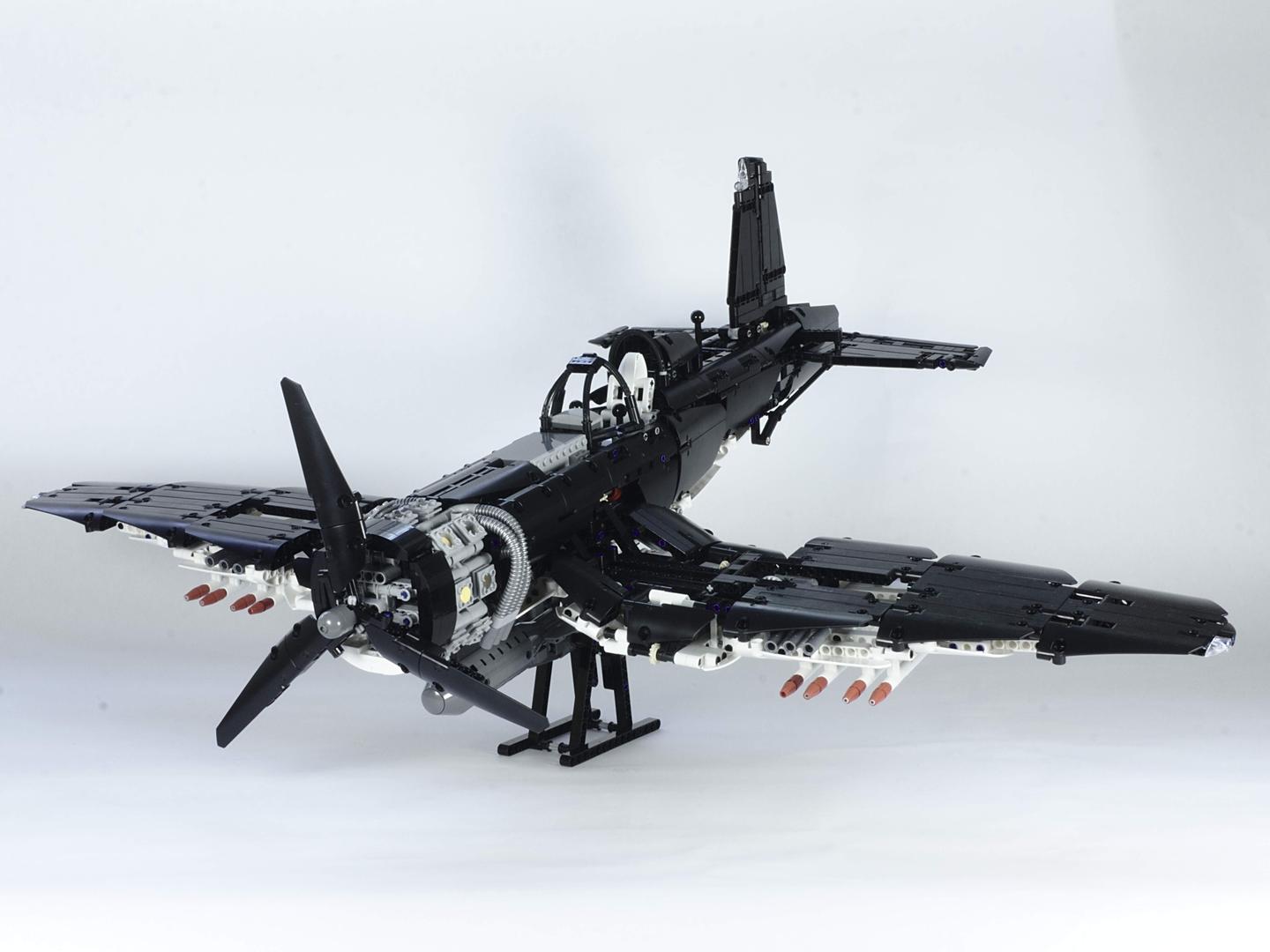 LEGO MOC Vought F4U Corsair by Joebot360 | Rebrickable - Build with LEGO