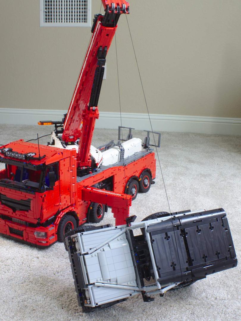 LEGO MOC Tow Truck MkII by Lucioswitch81 | Rebrickable - Build with LEGO