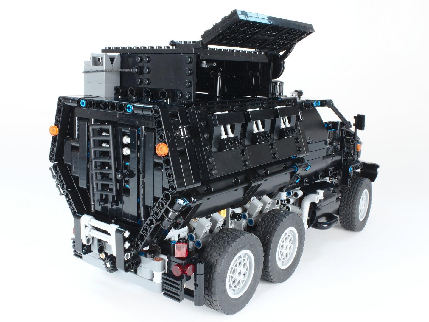 LEGO MOC 'The Beast' MRAP Truck by FPJ | Rebrickable - Build with LEGO
